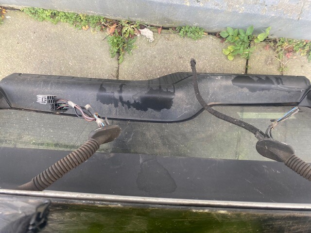 LAND ROVER DISCOVERY 3 SILVER REAR UPPER BOOTLID BOOT HATCH | eBay UK