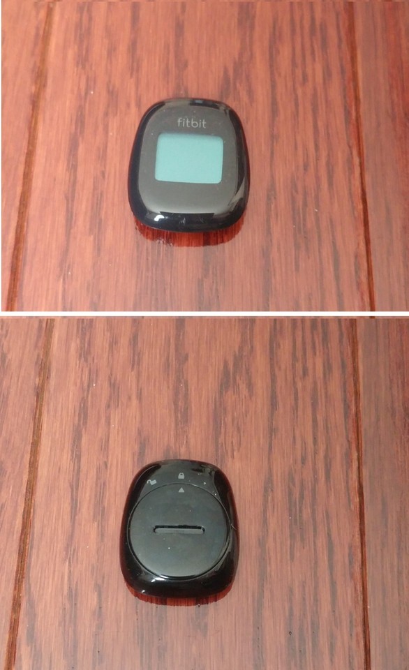 Fitbit Zip Wireless (Black) - Distance Fitness Tracker Clip On (Used ...