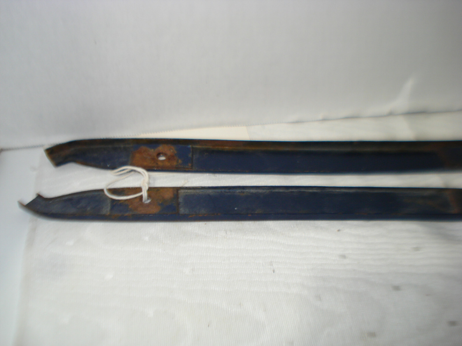 C-3 CORVETTE 1968-77 REAR QUARTER TRIM RETAINER COUPE PAIR G.M. | eBay