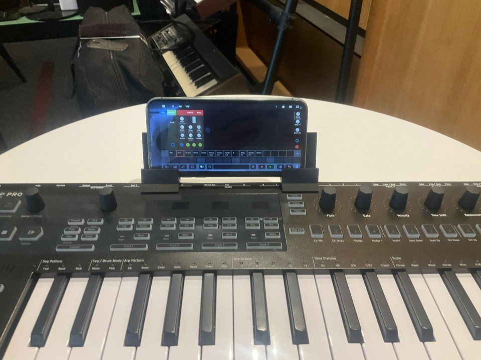 Stand Holder for Arturia KeyStep Pro Attach Your tablet IPAD ...