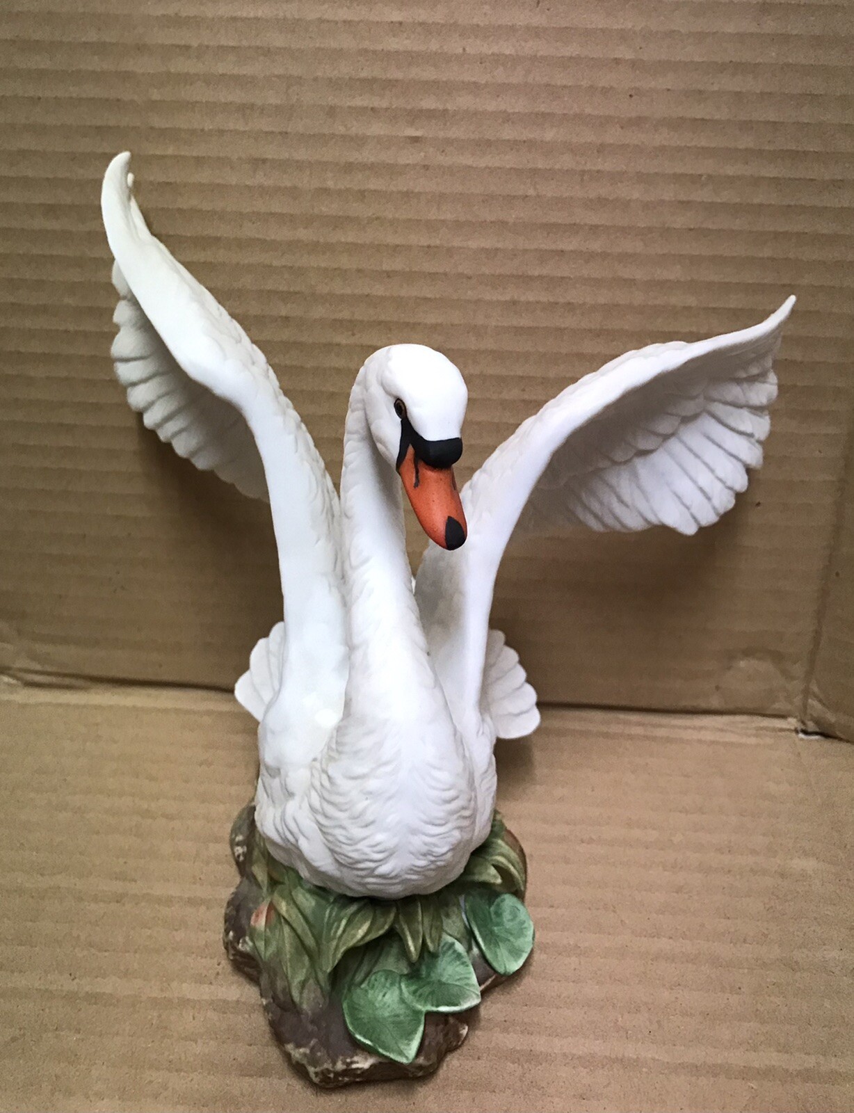 Vintage HOMCO Masterpiece 1987 Porcelain SWAN FIGURINE | eBay