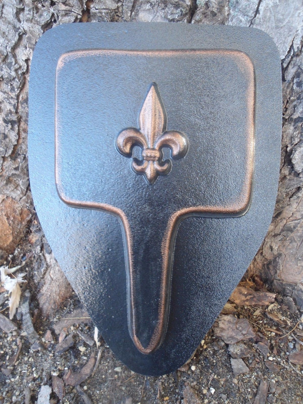Fleur di lis plant spike mold garden casting plaster concrete mould 13 ...