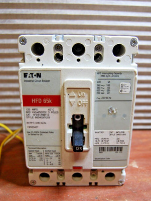 Eaton HFD3125 Breaker 125A 600V 3P with Shunt Trip SNT1RP08K & feed ...