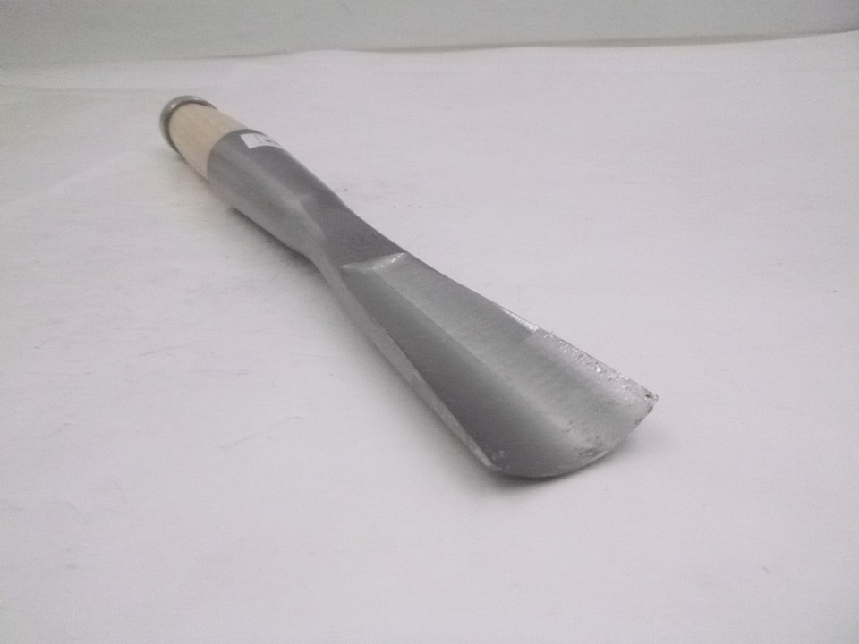 Barr Tools 1-1/2" Heavy Duty Curved Framing Bench Chisel Wooden Handle ...