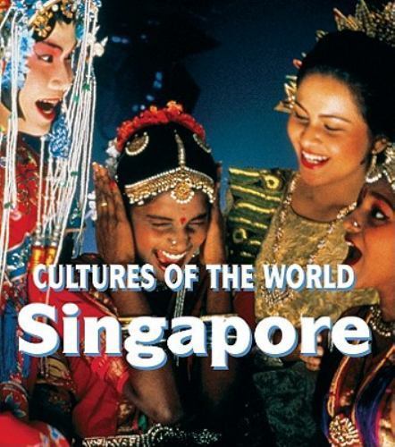 Singapore by Lesley Layton and Guek-Cheng Pang (2002, Library Binding ...
