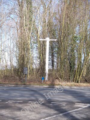Photo 12x8 Joseph Izod's finger post. Broad Campden The oldest known ...