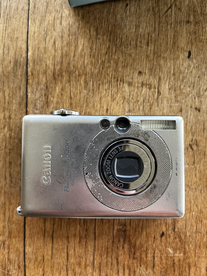 Canon PowerShot ELPH SD400 5.0MP Digital Camera In Box With Original ...