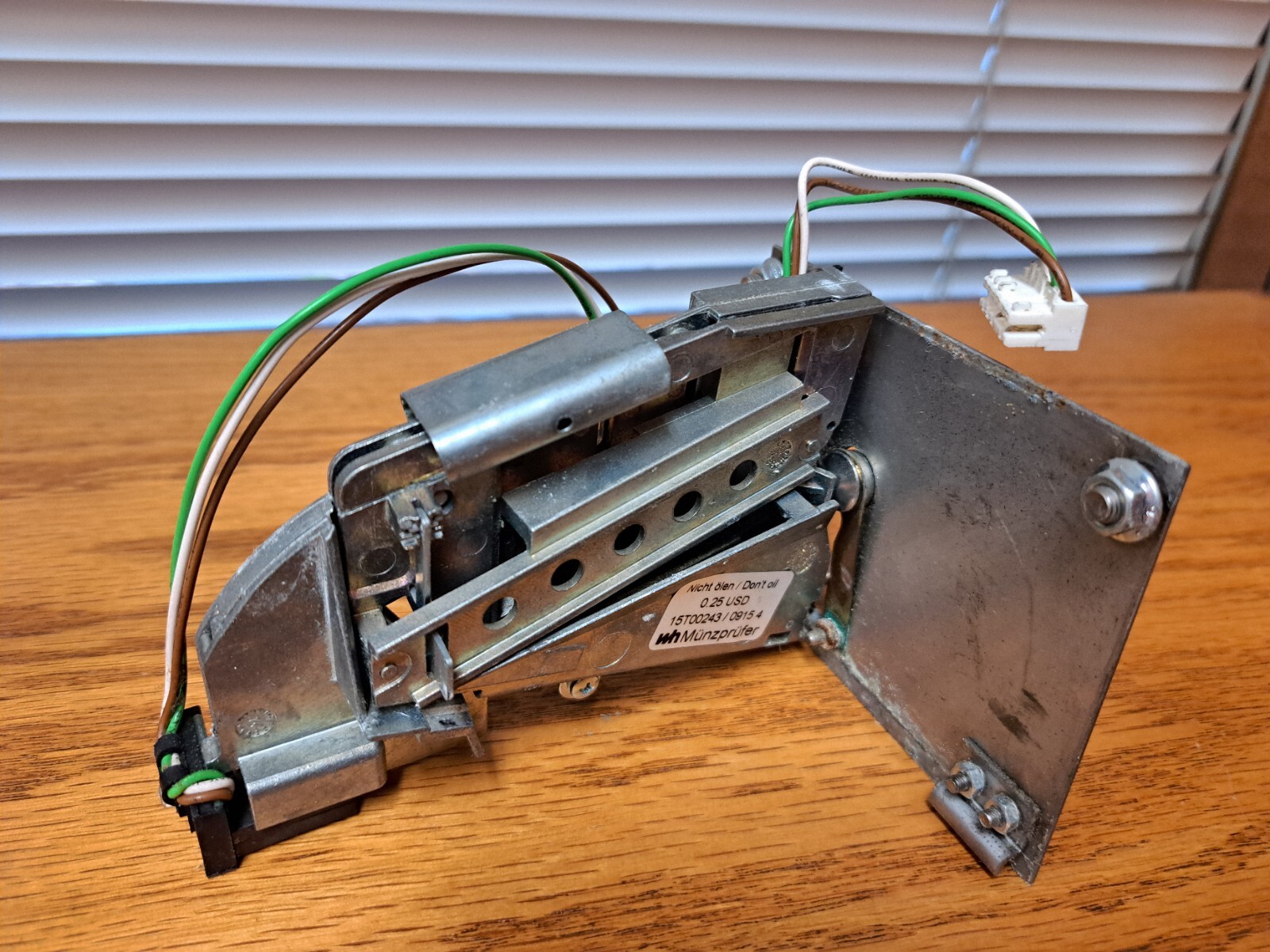 Wascomat Gen 6 Or 7 Washer Coin Drop Munzprufer PN: 080540 With Face ...