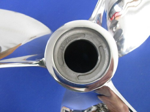 Signature Drag 3 Semi Cleaver Propeller 14 1/2 X 28 P for Mercury V-6 ...