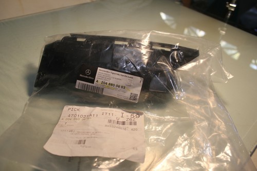 2012-15 MERCEDES C CLASS RIGHT BUMPER BRACKET MOUNT IMPACT ABSORBER ...