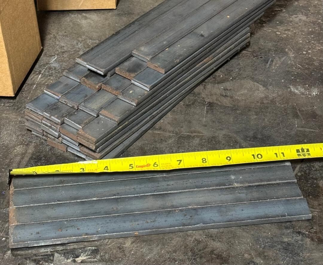 1" x 1/4" Metal Flat bar 4 pack .25" thick x 11" long Steel plate stock ...