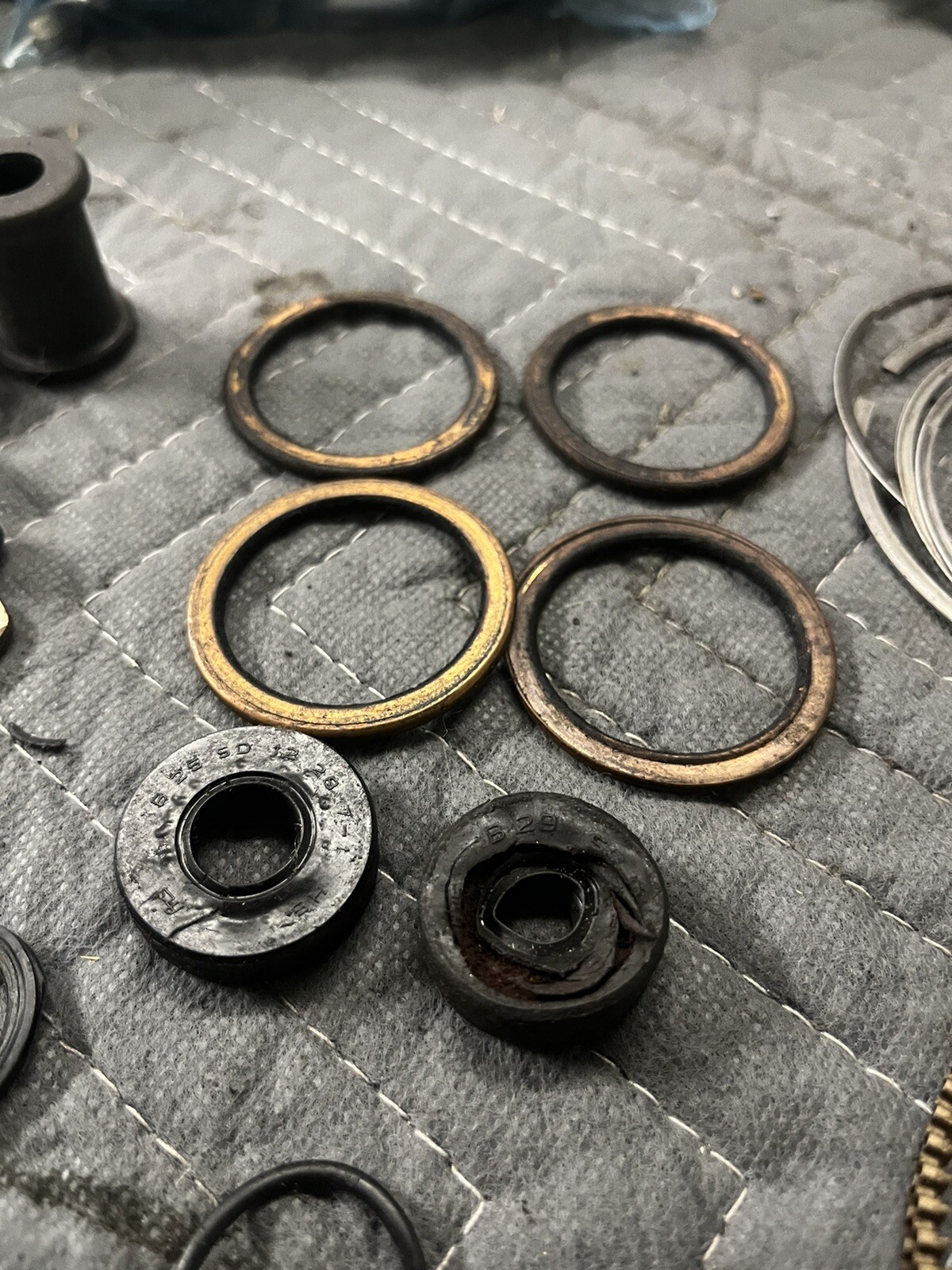 Honda V65 Magna VF1100C Random Parts Lot Rings Gaskets | eBay