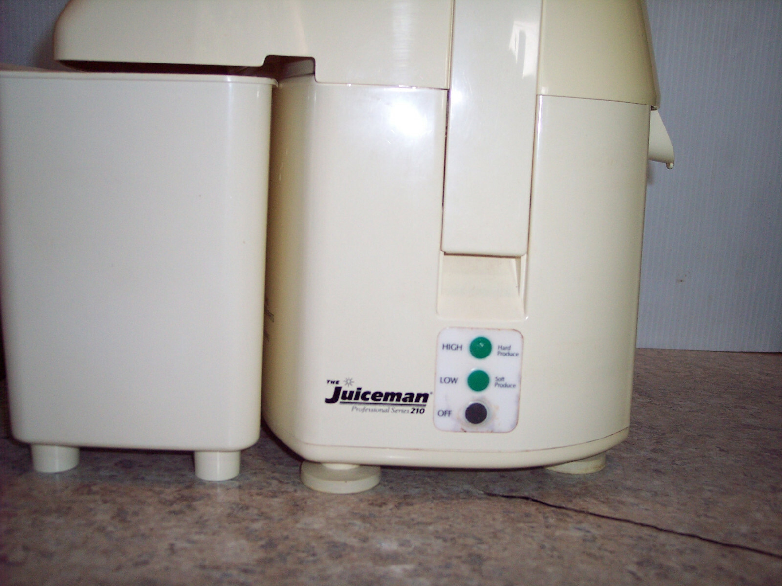 JUICEMAN PROFESSIONAL SERIES 210 JUICER FREE S/H | eBay