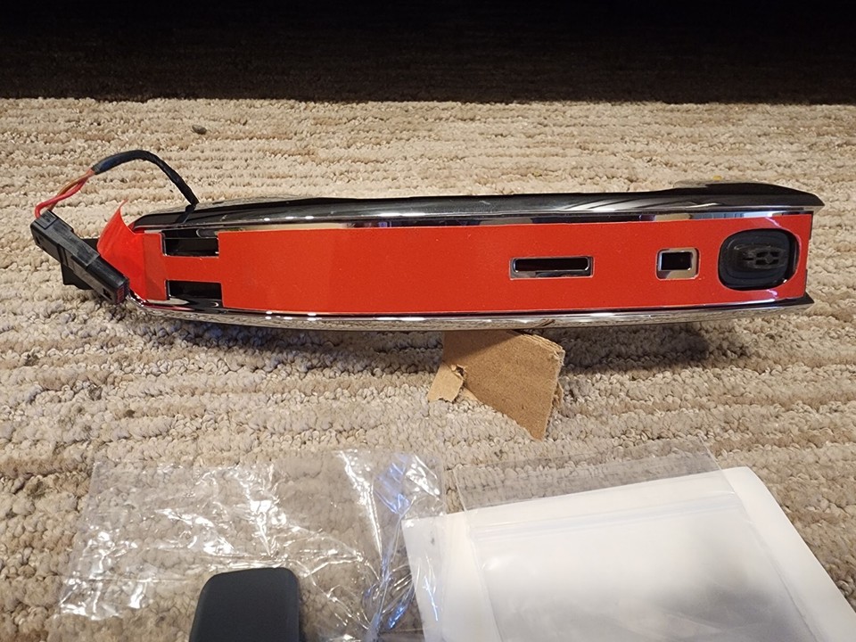 OEM exterior door handle 13537017 with paint to match strip (can offer ...