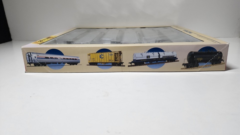 Walthers HO Scale Model Trains Gold Line Bethgons (6 PACK) BNSF 932 ...
