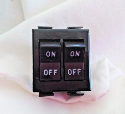 Thomas Built Buses TBB 52000792 Rocker Switch - Rocker Double, On/Off ...