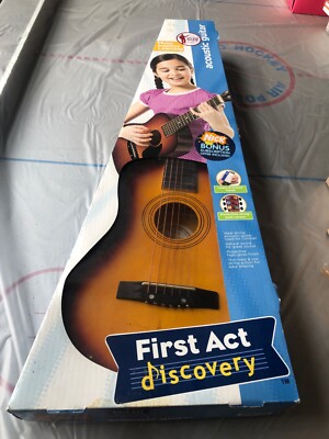 First Act Discovery Acoustic Guitar "2008" RARE AGES 7+ *NEVER BEEN ...