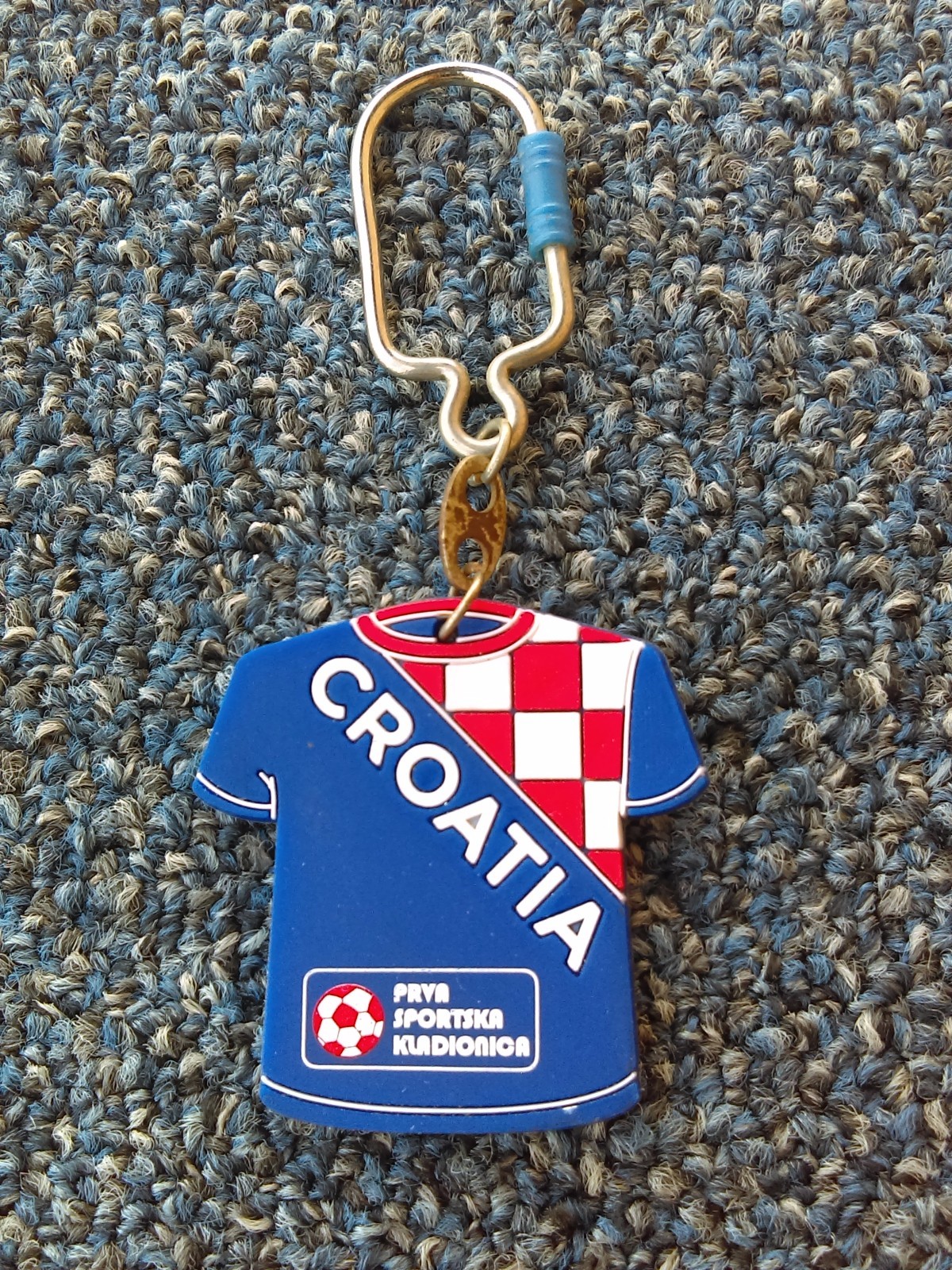 CROATIA VINTAGE KEYCHAINS, the jersey of the Croatian Football Team ...