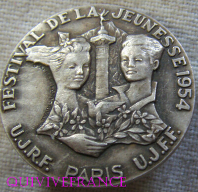 IP1069 - Badge Festival Of La Youth Paris 1954 Ujrf-Ujff - Communism | eBay