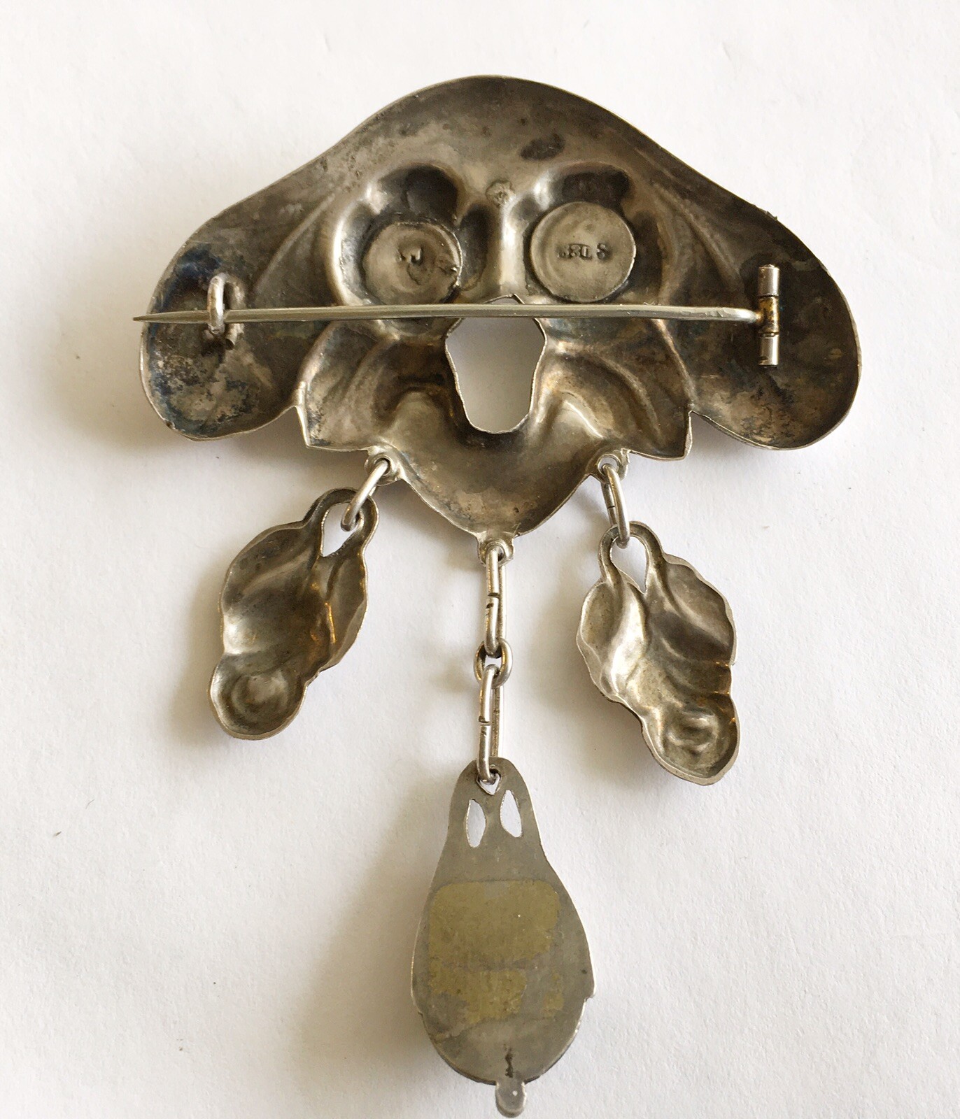 Antique 830 Silver Drippy Pin With Chrysoprase - Gem