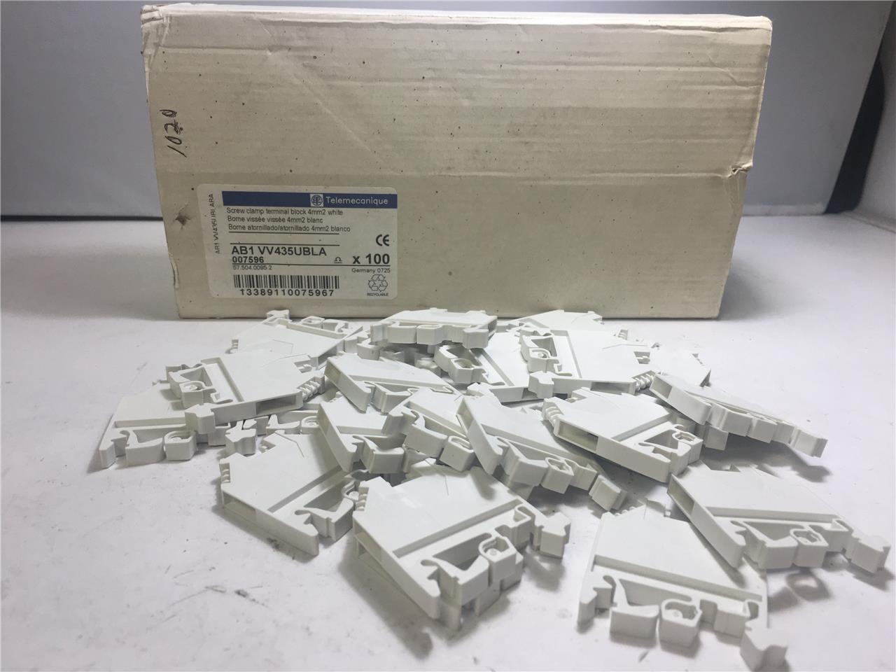 (Lot of 22) Telemecanique AB1 VV435UBLA Screw Clamp Terminal Block 4mm2 ...