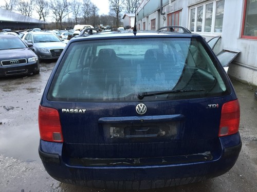 VW Passat 3B kombi Heckklappe in Blau LA5E 1998 Baujahr | eBay.de