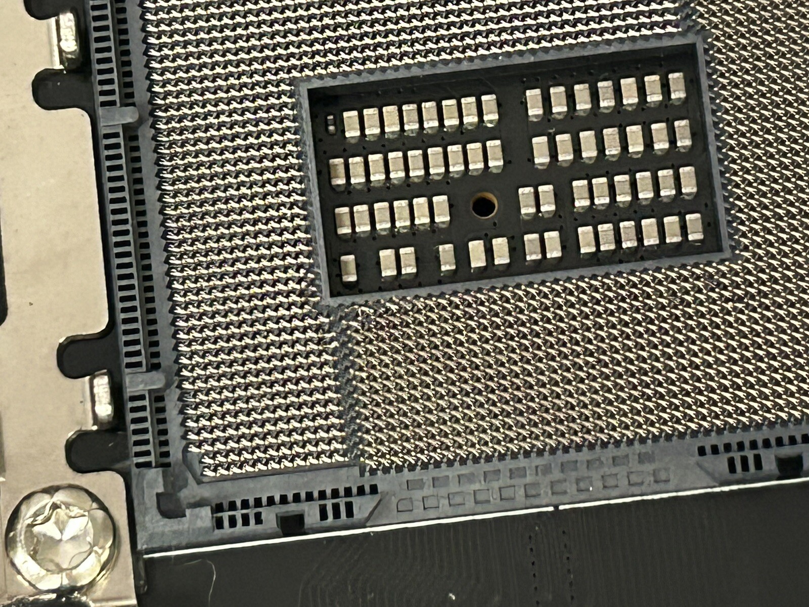 MSI MPG Z790 CARBON WiFi LGA 1700 ATX Intel Motherboard Works Twisted ...