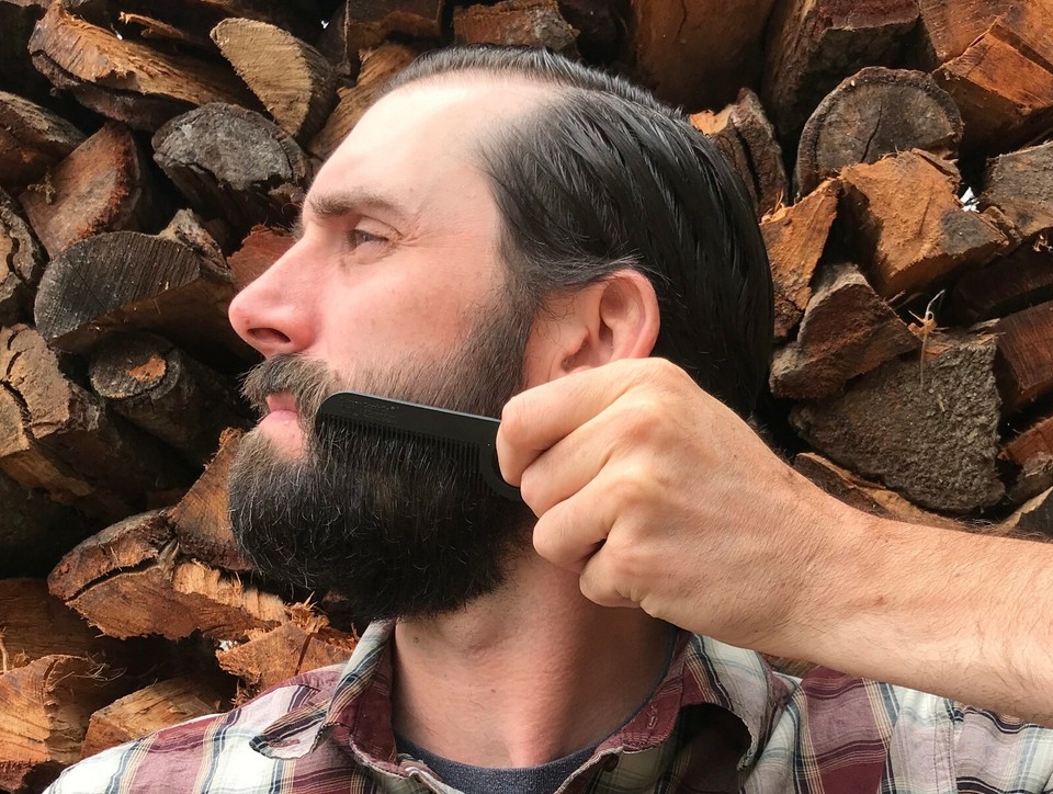 Chicago Comb No. 2 Carbon Fiber, Daily Use Pocket & Beard Comb, Fine ...