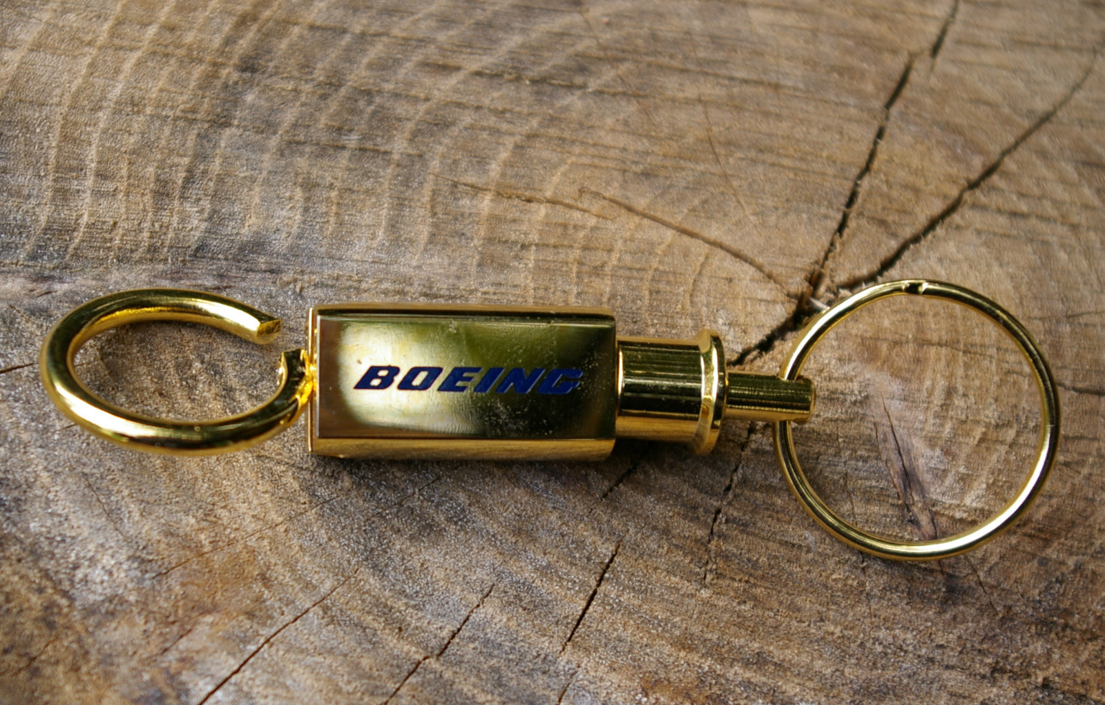Boeing Gold Tone Metal Blue Aviation Keychain Keyring | eBay