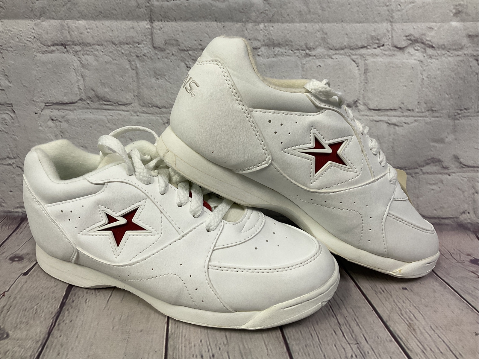Converse Fervor Low Cheerleading Shoes Size 6.5 White Red New Other ...