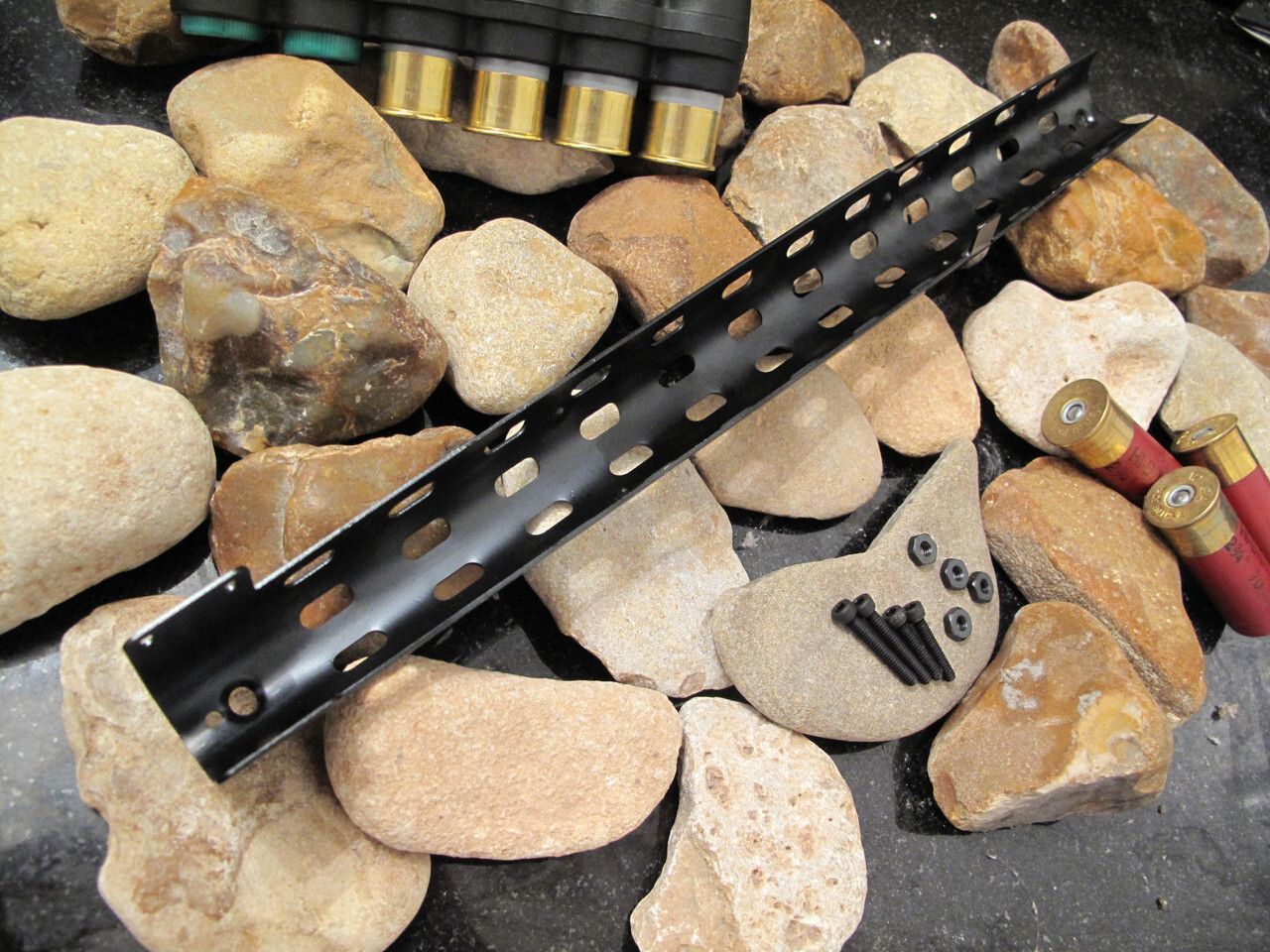 (BATTLE WORN) MOSSBERG 590 SHOCKWAVE Tactical Steel HEAT SHIELD 12 and ...