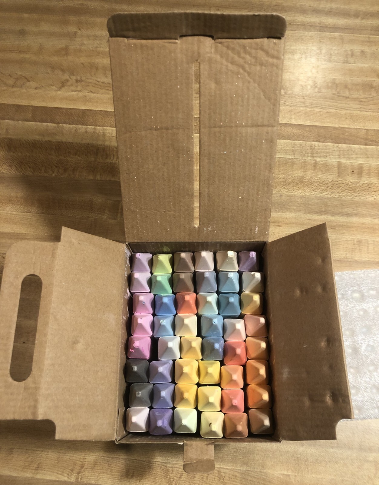 Sidewalk Chalk 48 Jumbo Scented Sticks Scentos Washable Berry Blast ...