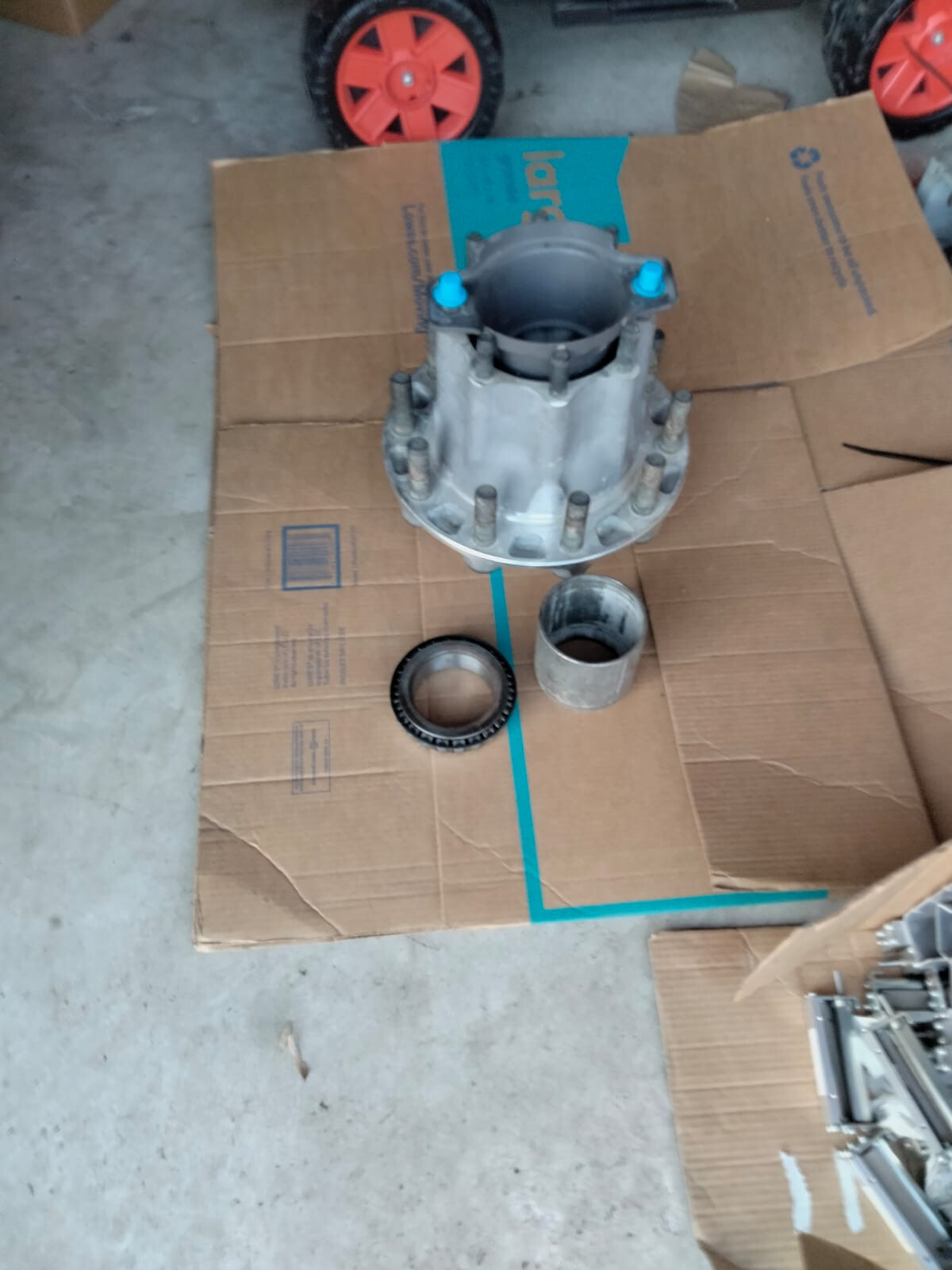 FREIGHTLINER CASCADIA REAR HUB ASSEMBLY W/BEARINGS , W/ABS 10001280 | eBay