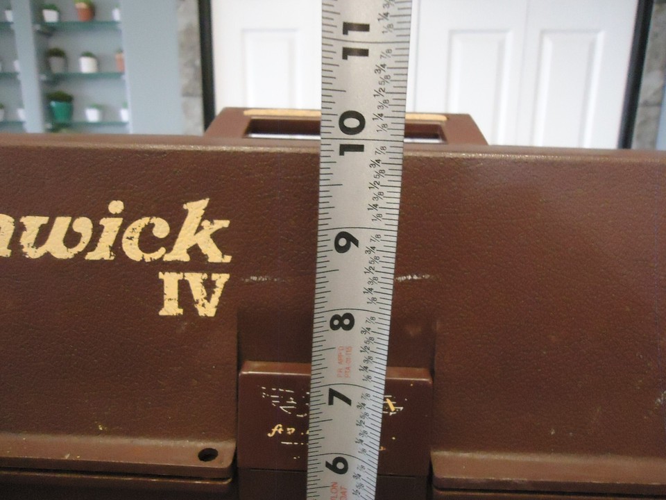 VINTAGE FENWICK IV LARGE 34 COMPARTMENT TACKLE BOX BROWN ( rare ) # | eBay
