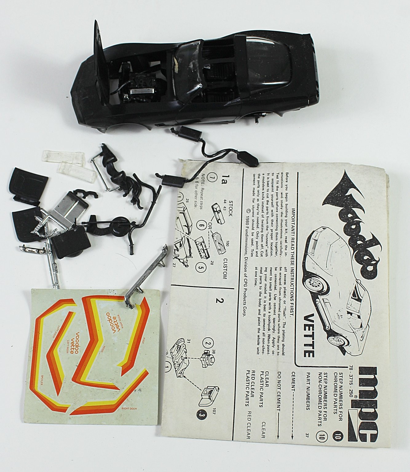 MPC 1981 Voodoo Vette Model Kit 1/25 Scale Hot Rod Plastic Parts | eBay