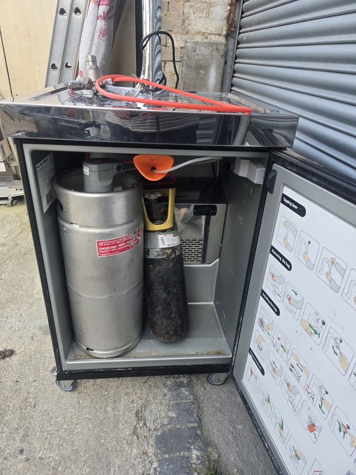 Birra Moretti Brewlock beer dispenser - With gas bottle And line | eBay UK