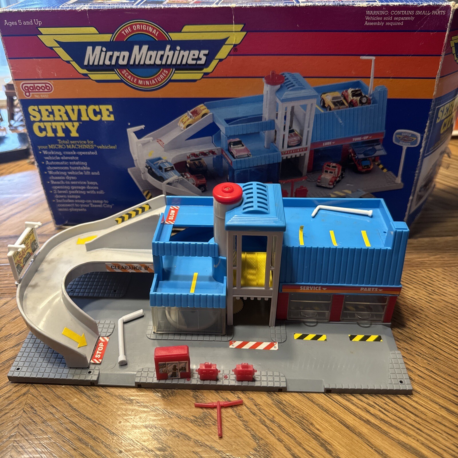 1989 Galoob Toy Micro Machines Playset Service City Parking / Lube Shop ...
