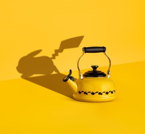 PSL Le Creuset x Pokemon Collection Pikachu Kettle Classic nectar New ...