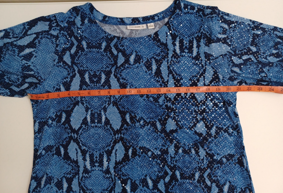 Women's Susan Graver Blue Snake Skin Sequin w/ Peek A Boo Sleeve Slit's ...