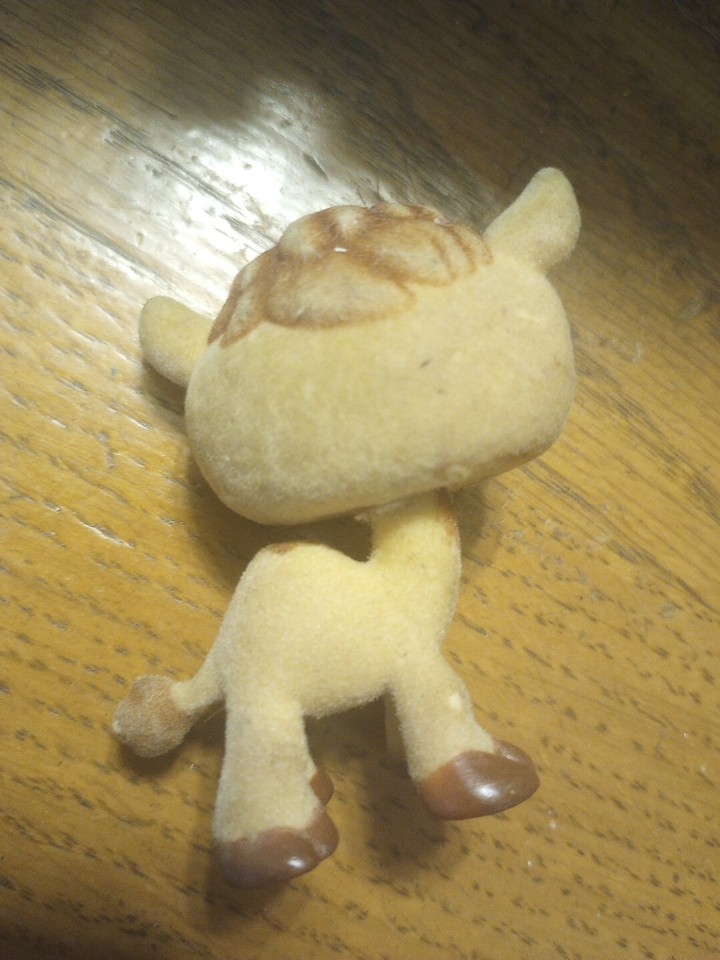 Littlest Pet Shop LPS Fuzzy Brown & Tan CAMEL #997 Blue & Purple Eyes ...