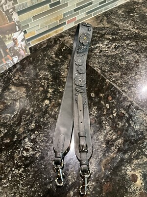 COACH Tea Rose Tooling Novelty Strap BLACK Glovetanned Leather 87293 | eBay