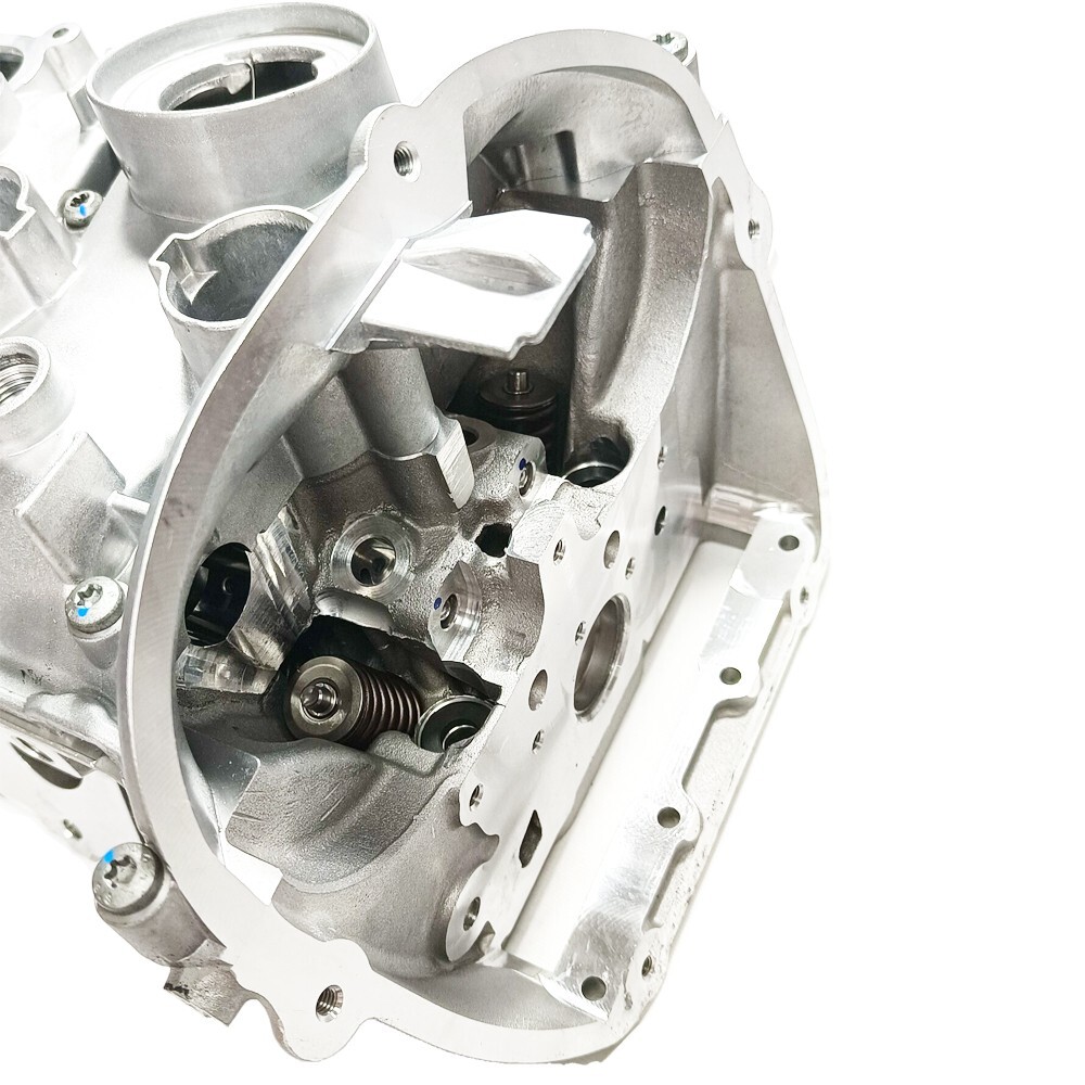 Cylinder Head with Valve Kit For VW CC Tiguan AUDI A3 TT SEAT CCTA CCZA ...