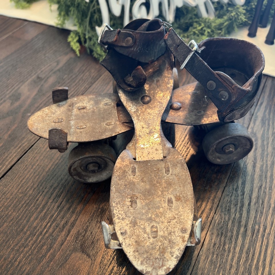 Vintage Metal Roller Skates - Rusty Shabby | eBay