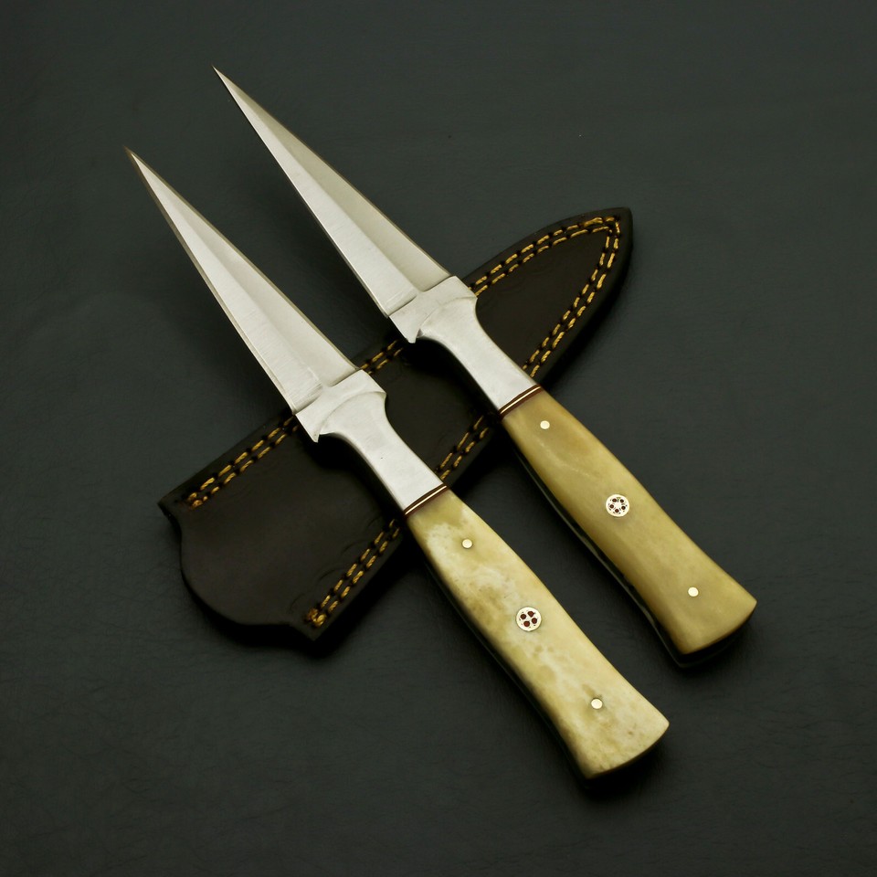 LOT OF 2 CUSTOM HAND MADE D2 BLADE CUSTOM CAMEL BONE BOOT DAGGER/STEEL ...