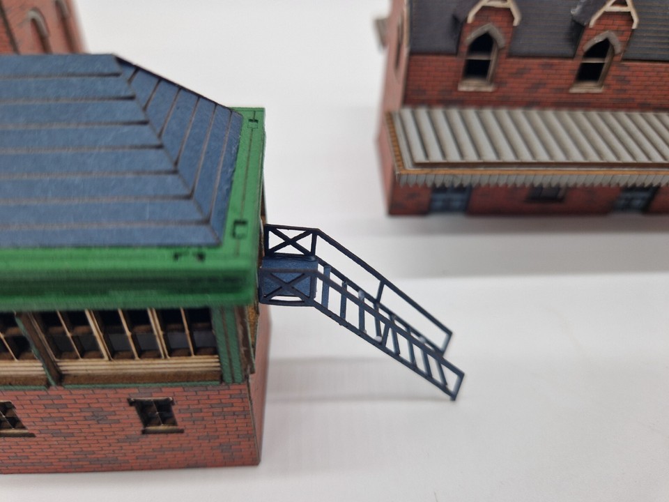 00 gauge signal box. in Powder Blue. detailed high quality model kit ...