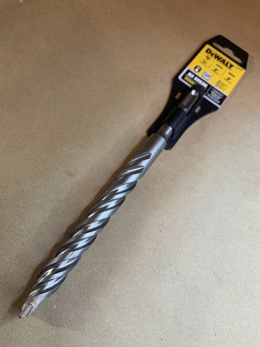 New DEWALT DW5446, SDS+, 5/8" x 6" x 8" Rock Carbide™ Hammer Drill Bit ...