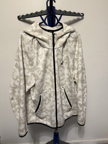 NIKE TECH SUIT WHITE CAMO!!! UNIQUE!!! GREAT CONDITION!!! | eBay