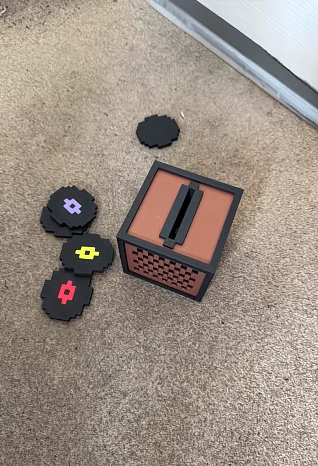 Minecraft Jukebox Speaker with Music Discs | eBay UK