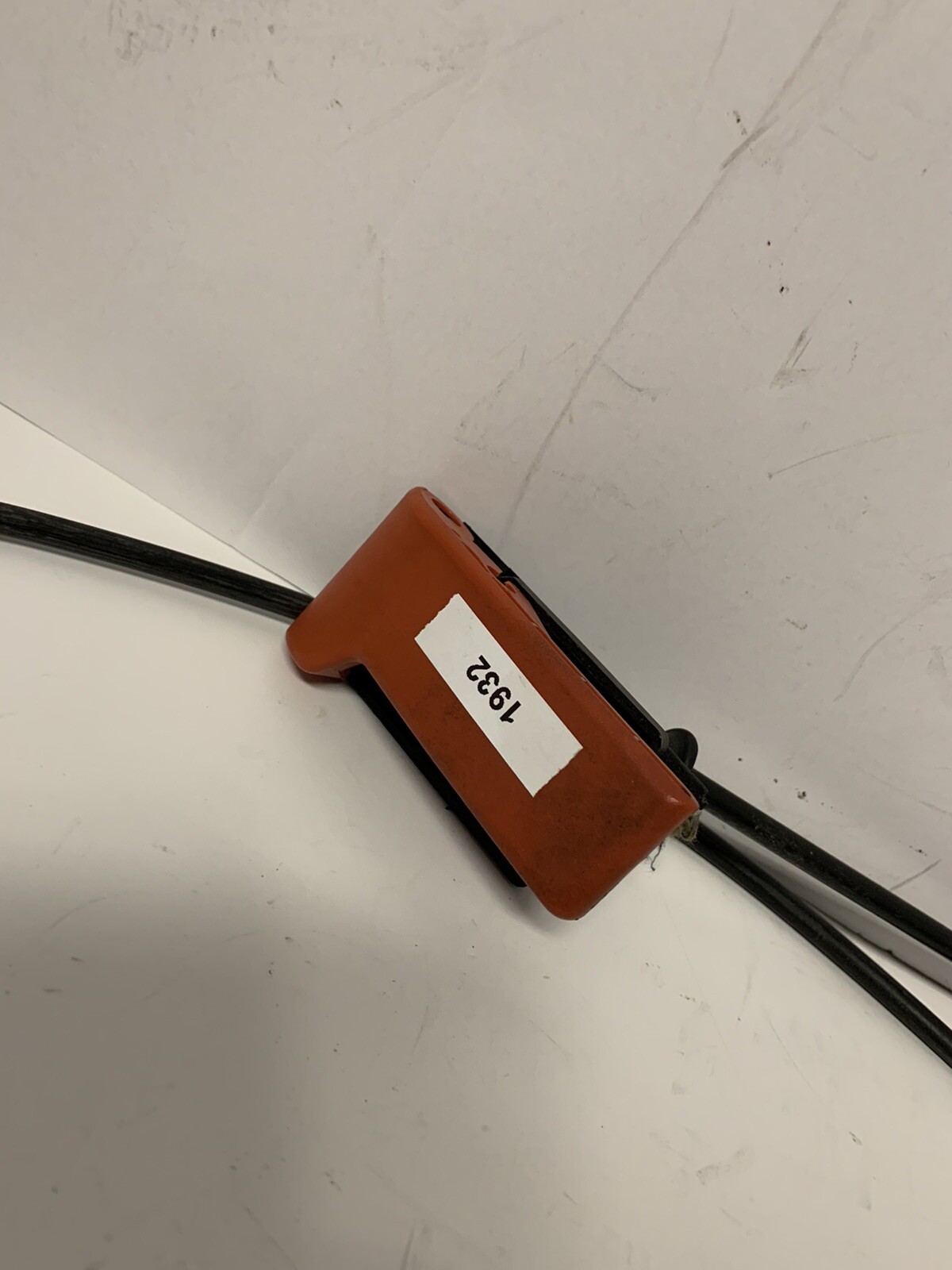 86-95 MERCEDES W124 Hood Catch Latch Complete Pull Mechanism & Cable ...