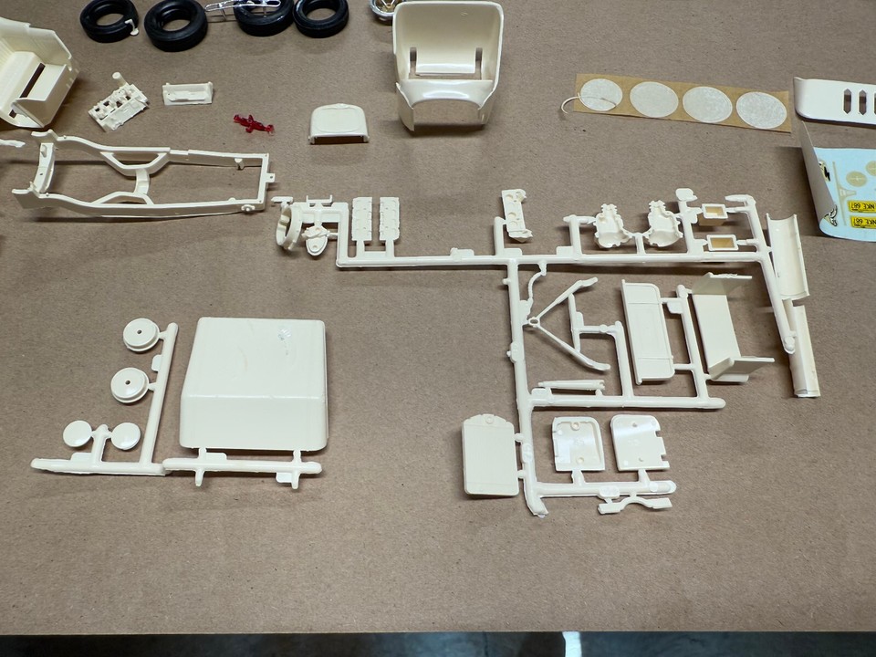 TWEEDY PIE ED BIG DADDY ROTH MODEL KIT ORIGINAL ISSUE 1/25 Scale Custom ...